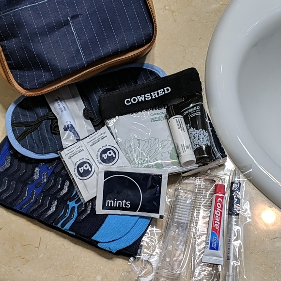 United | Bags | Limited Edition Travel Amenity Kit New | Poshmark